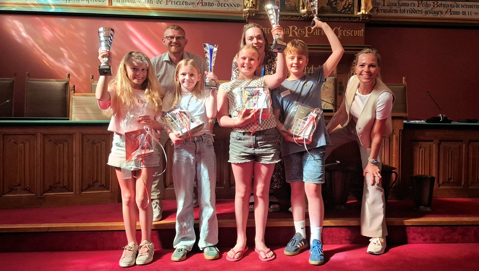 Hanna Hallema wint het Skriuw! Bernediktee 2026 - Fryske Akademy